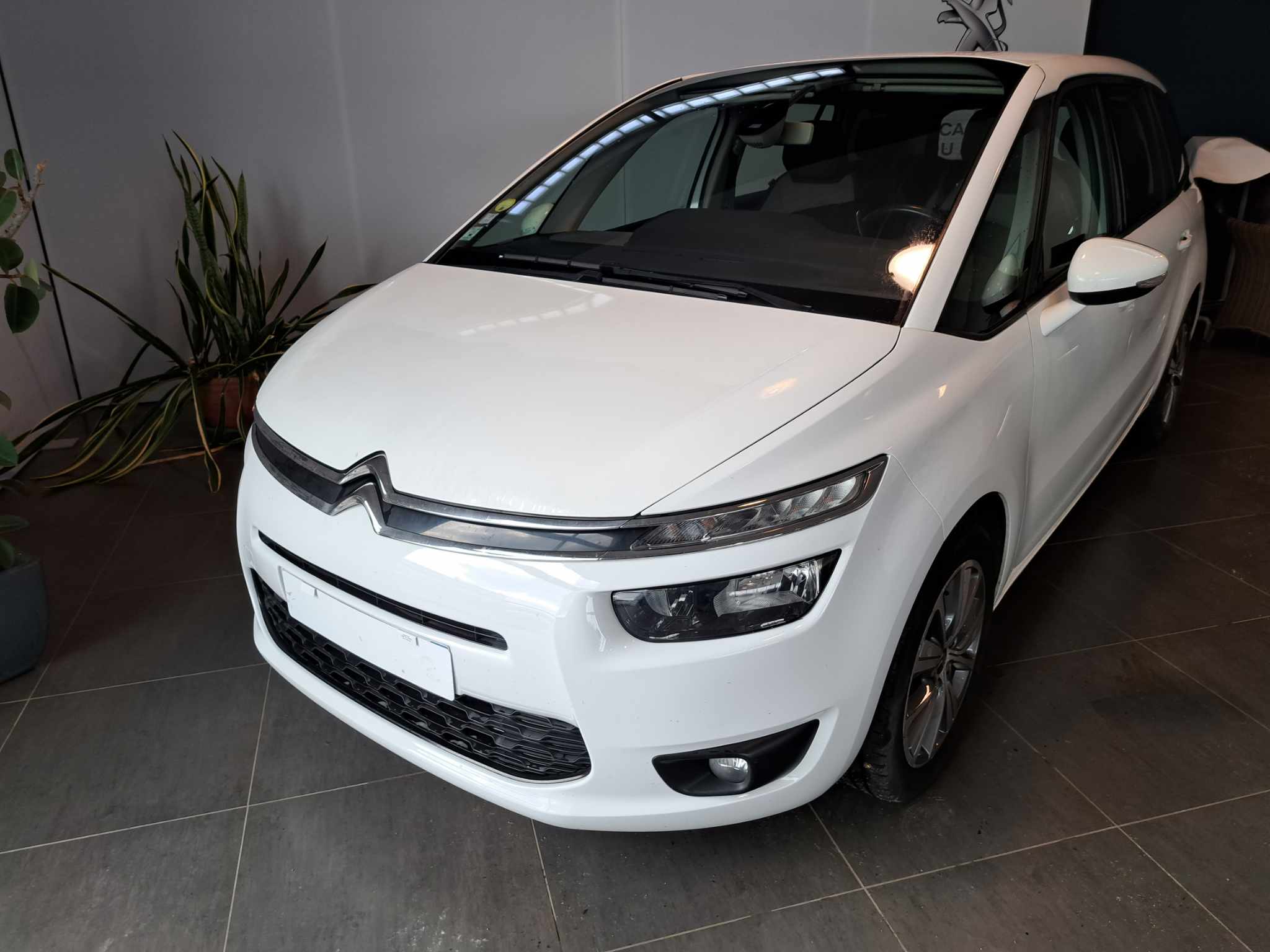 Citroën Grand C4 Picasso Business - Boite automatique - Garage de l'Île ...